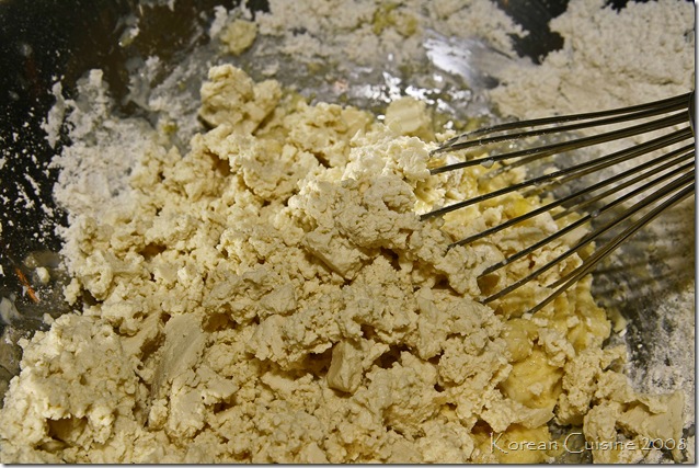 Korean Cuisine: Kimchi Jun - Korean Style Kimchi Pancakes - (김치전)